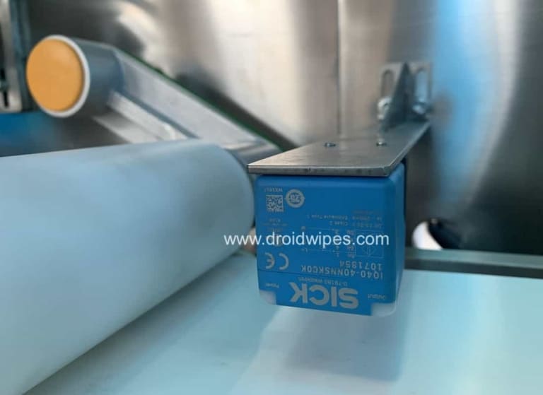 UT-FL4 Cross Fold Wet Wipes Machine for Mini Wipes Pack